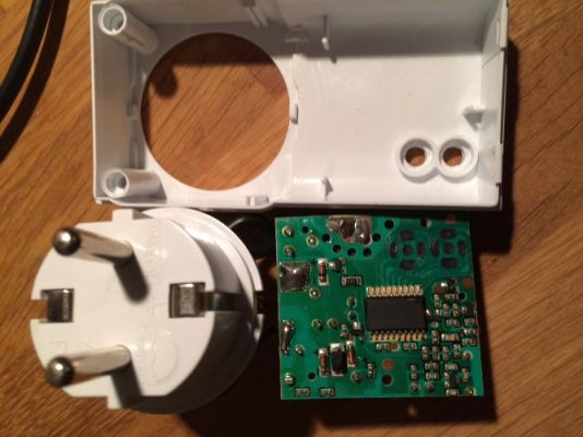 RCSwitch revisited – control RC outlets with a web app – Thingsmatic